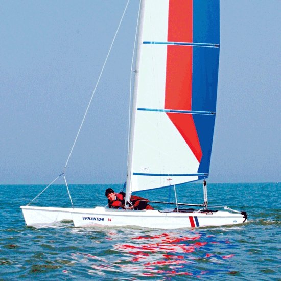 PHANTOM 14 (CATAMARAN) – Blue Water Value.net